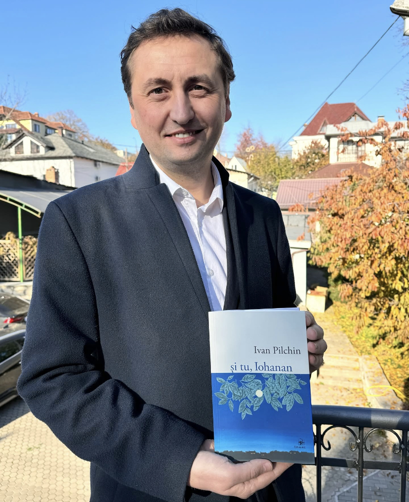 IVAN PILCHIN: „Eu încerc să îmbin simplitatea textului cu profunzimea ...